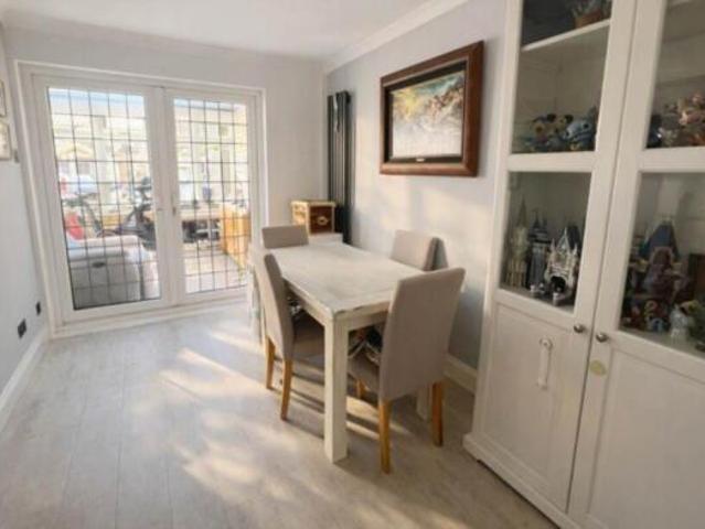 3 bedroom semi detached house for sale in Roth Drive, Hutton, Brentwood, CM13