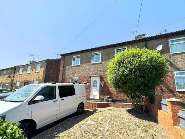 3 Bedroom Semi detached House For Sale In Rotherham, South Yorkshire