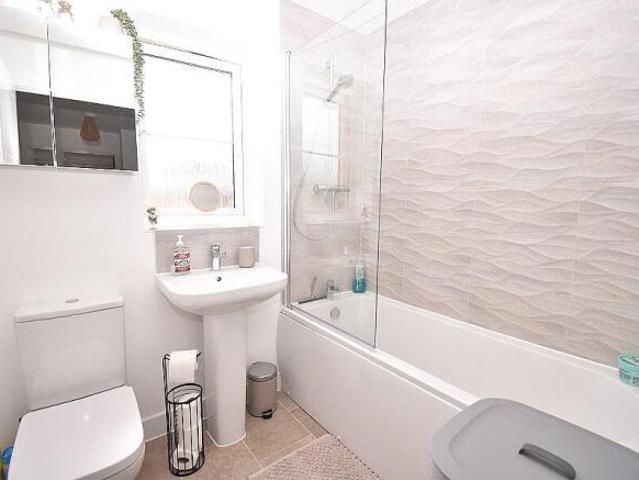 3 bedroom semi detached house for sale in Rowland Way, Alphington, Exeter, EX2