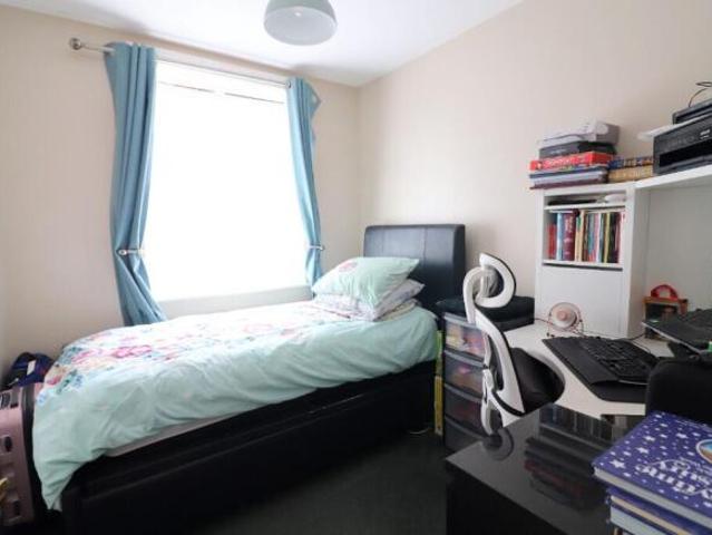 3 bedroom semi detached house for sale in Rutland Crescent, Luton, Bedfordshire, LU2 0RG, LU2