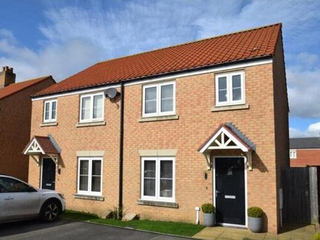 3 Bedroom Semi detached House For Sale In Scalby