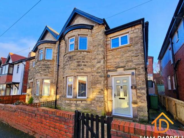 3 Bedroom Semi detached House For Sale In Scarborough
