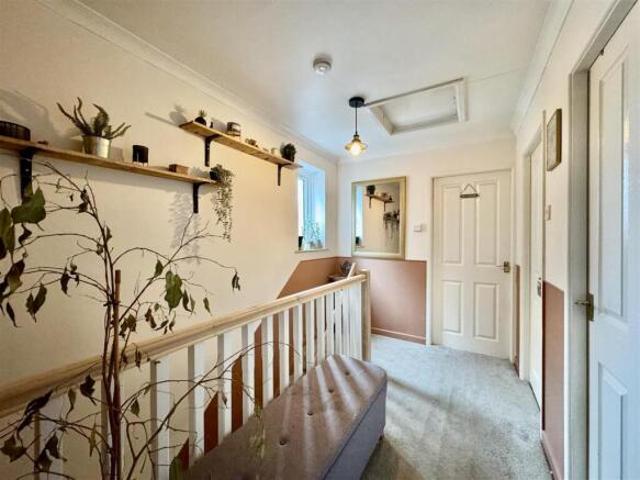 3 bedroom semi detached house for sale in School Lane, Kirkheaton, Huddersfield, HD5 0JS, HD5
