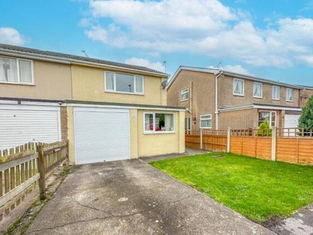 3 Bedroom Semi detached House For Sale In Scunthorpe, North Lincolnshire