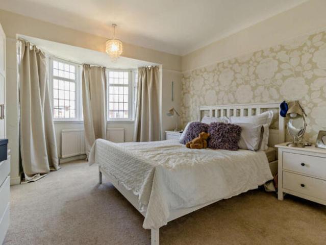 3 bedroom semi detached house for sale in Sandall Rise, Doncaster, DN2