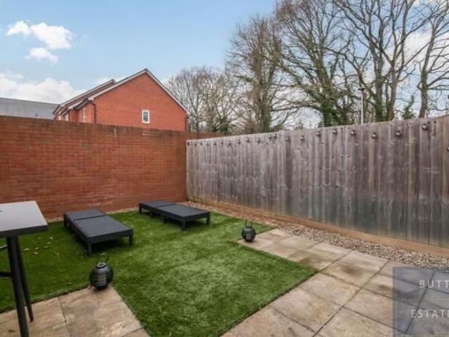 3 bedroom semi detached house for sale in Sandoe Way, Exeter, EX1