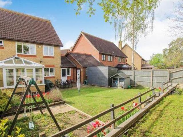 3 Bedroom Semi detached House For Sale In Sandy