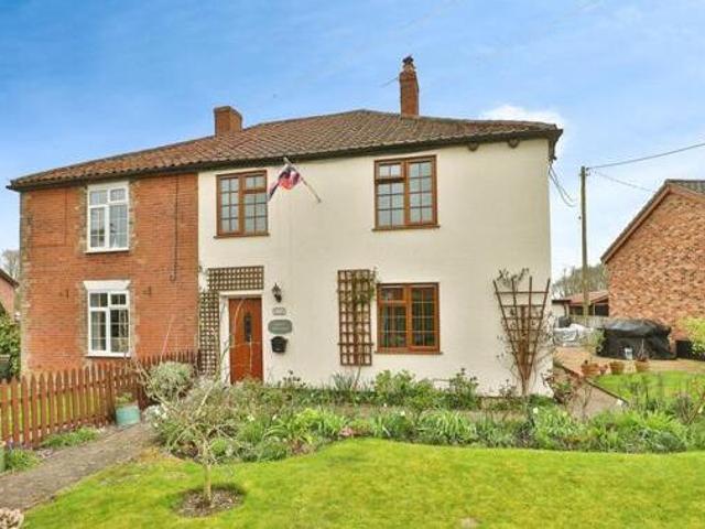 3 Bedroom Semi detached House For Sale In Saham Hills