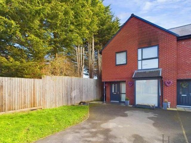 3 Bedroom Semi detached House For Sale In Saltney, Chester