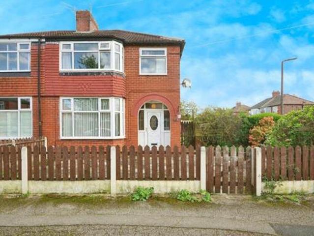 3 Bedroom Semi detached House For Sale In Sale, Greater Manchester