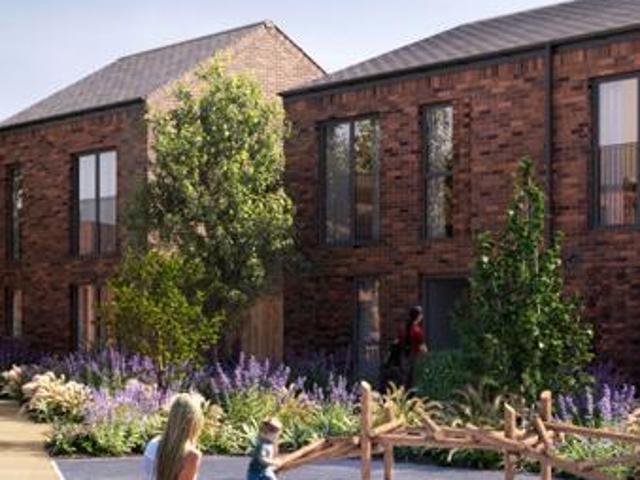 3 Bedroom Semi detached House For Sale In Salford, Greater Manchester