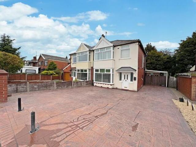 3 bedroom semi detached house for sale in Salford Road, Bolton, BL5