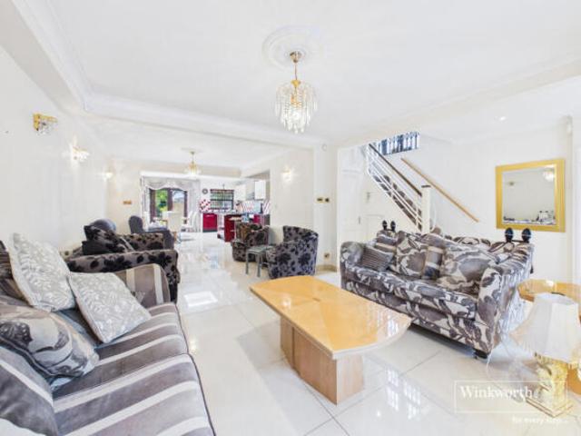 3 bedroom semi detached house for sale in Salmon Street, Kingsbury, London, NW9