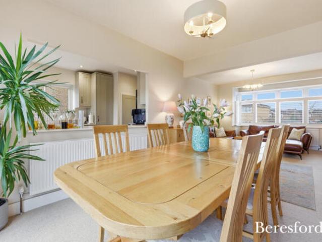 3 bedroom semi detached house for sale in Severn Drive, Upminster, RM14