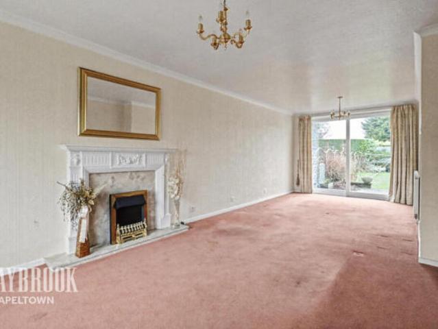 3 bedroom semi detached house for sale in Skew Hill Lane, Grenoside, S35