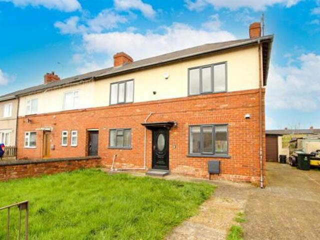 3 Bedroom Semi detached House For Sale In Skellow, Doncaster
