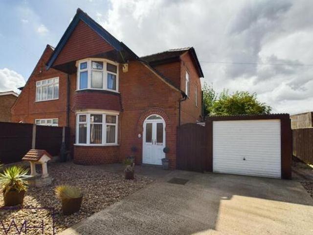 3 Bedroom Semi detached House For Sale In Skellow