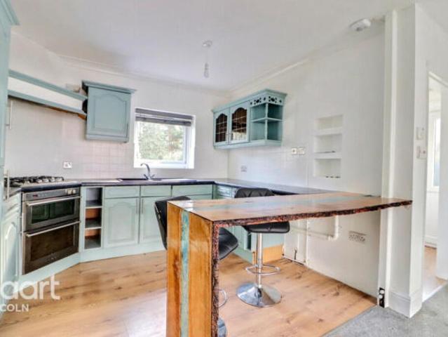 3 bedroom semi detached house for sale in Skellingthorpe Road, Lincoln, LN6