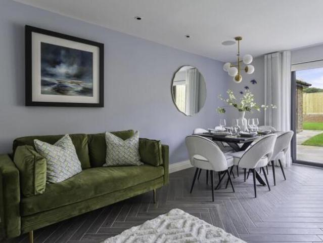 3 bedroom semi detached house for sale in Skylarks, Brighton, BN2