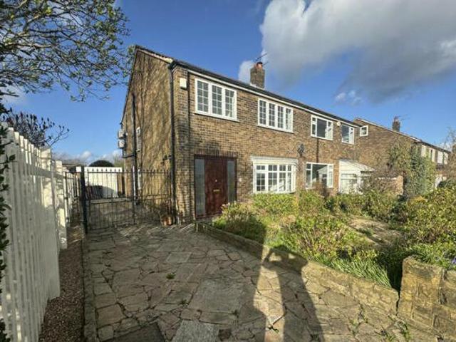 3 Bedroom Semi detached House For Sale In Shadwell