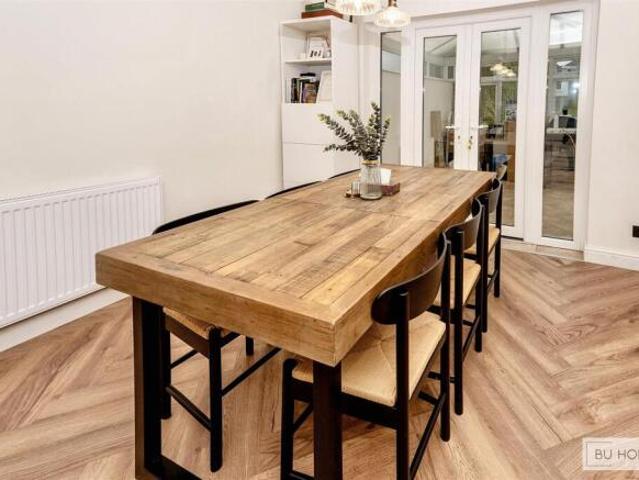3 bedroom semi detached house for sale in Shalford Road, Solihull, B92
