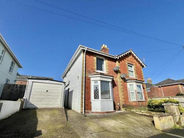 3 Bedroom Semi detached House For Sale In Shanklin