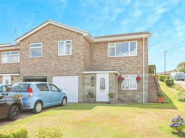 3 Bedroom Semi detached House For Sale In Shanklin