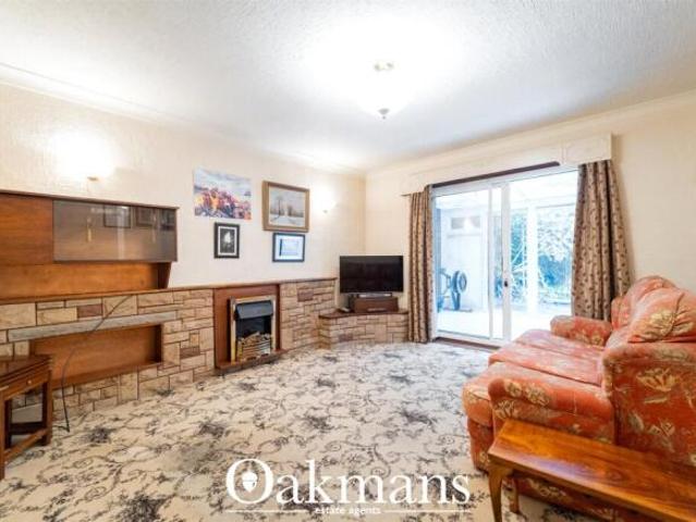 3 bedroom semi detached house for sale in Sharmans Cross Road, Solihull, West Midlands, B91