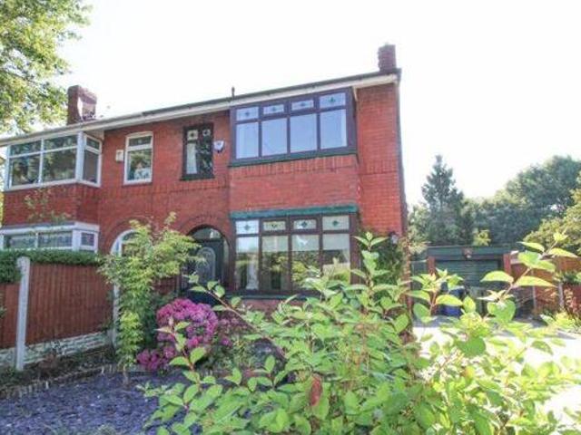 3 Bedroom Semi detached House For Sale In Shevington