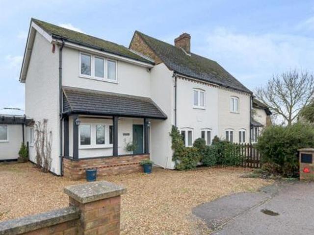 3 Bedroom Semi detached House For Sale In Shefford