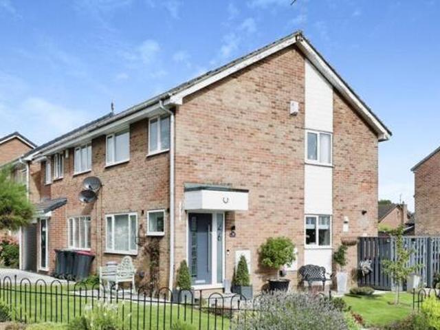 3 Bedroom Semi detached House For Sale In Sheffield, South Yorkshire