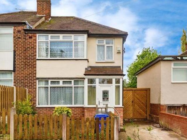 3 Bedroom Semi detached House For Sale In Sheffield, South Yorkshire