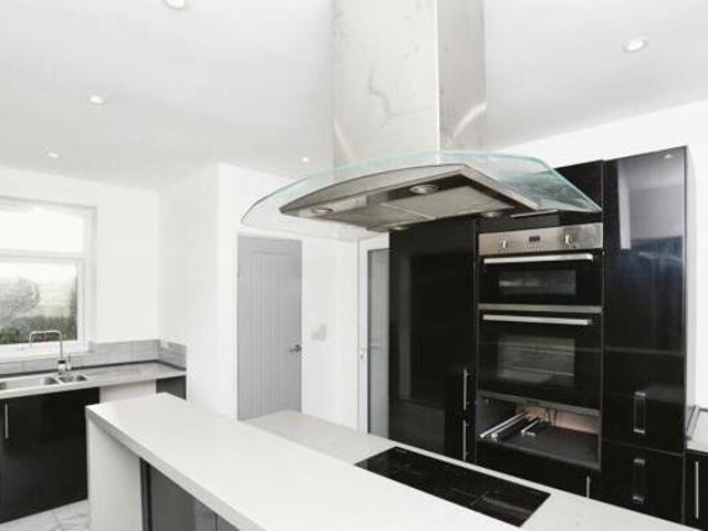 3 Bedroom Semi detached House For Sale In Sheffield, South Yorkshire