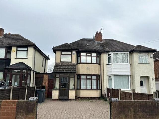 3 Bedroom Semi detached House For Sale In Sheldon, Birmingham