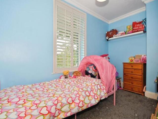 3 bedroom semi detached house for sale in Shepperson Road, Sheffield, S6
