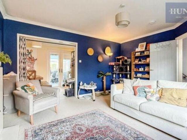 3 bedroom semi detached house for sale in Shepton Walk, Bedminster, BS3 5NU, BS3