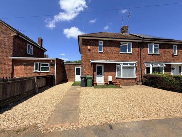 3 bedroom semi detached house for sale in Sheridan Road, Peterborough, PE1