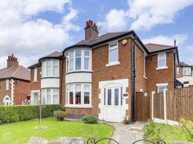 3 Bedroom Semi detached House For Sale In Sherwood, Nottinghamshire
