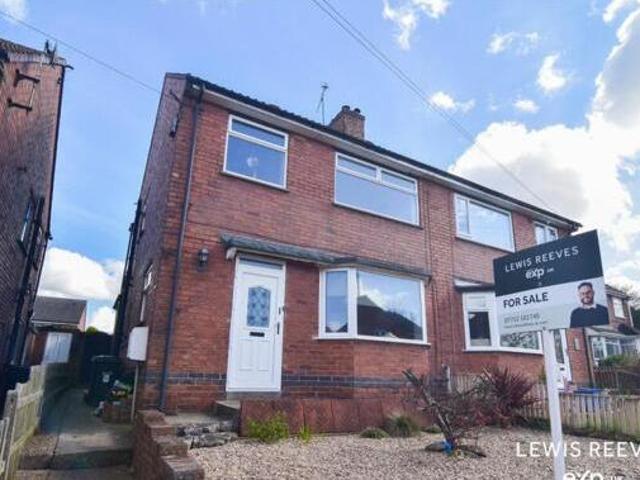 3 Bedroom Semi detached House For Sale In Shirebrook, Mansfield