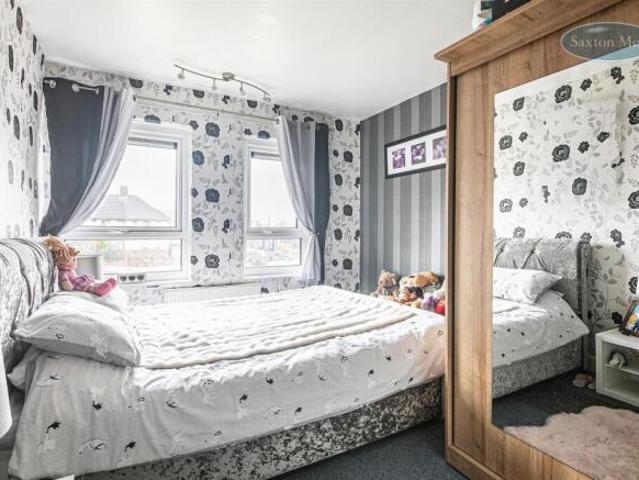 3 bedroom semi detached house for sale in Shirecliffe Road, Sheffield, S5