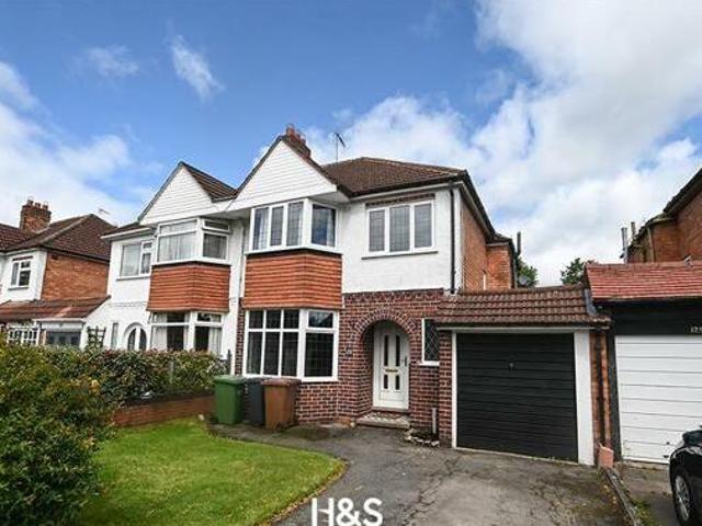 3 Bedroom Semi detached House For Sale In Shirley