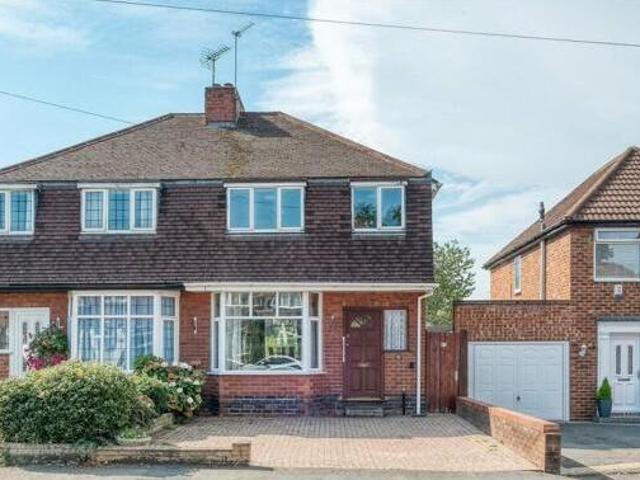 3 Bedroom Semi detached House For Sale In Shirley