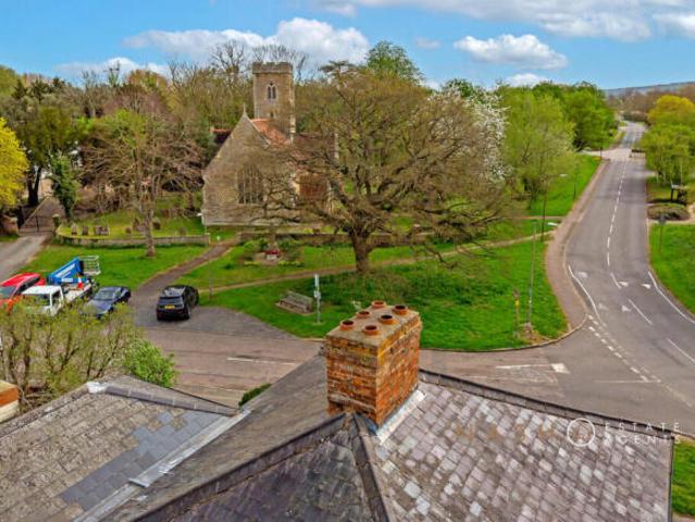 3 bedroom semi detached house for sale in Simpson Road, Simpson, MK6