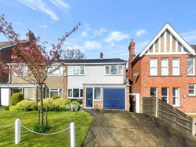 3 Bedroom Semi detached House For Sale In Sidcup, Kent