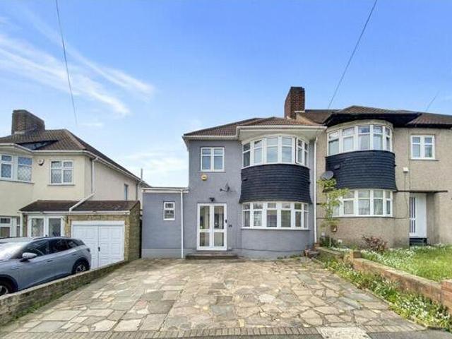 3 Bedroom Semi detached House For Sale In Sidcup, Kent