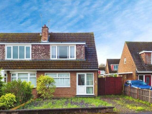 3 Bedroom Semi detached House For Sale In Silverdale, Nottingham
