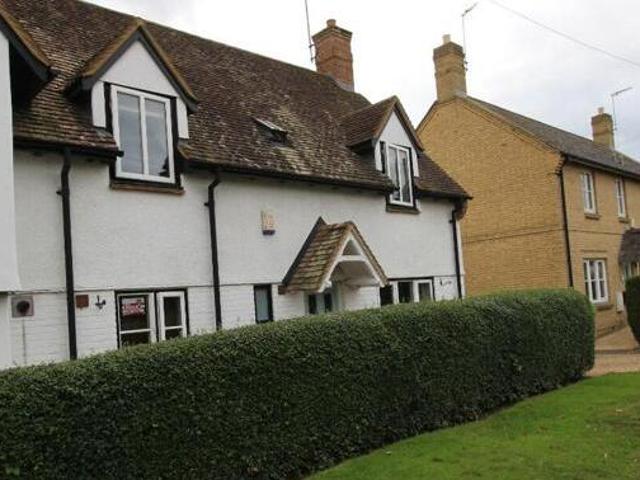 3 Bedroom Semi detached House For Sale In Silsoe