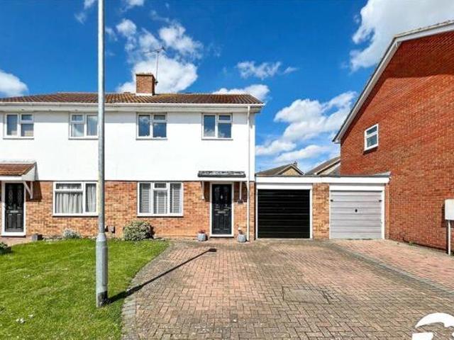 3 Bedroom Semi detached House For Sale In Sittingbourne, Kent
