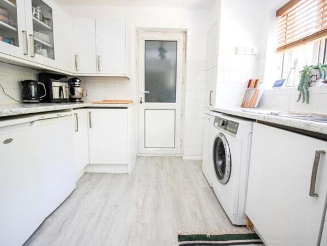 3 bedroom semi detached house for sale in Somerset Avenue, Harefield, SO18
