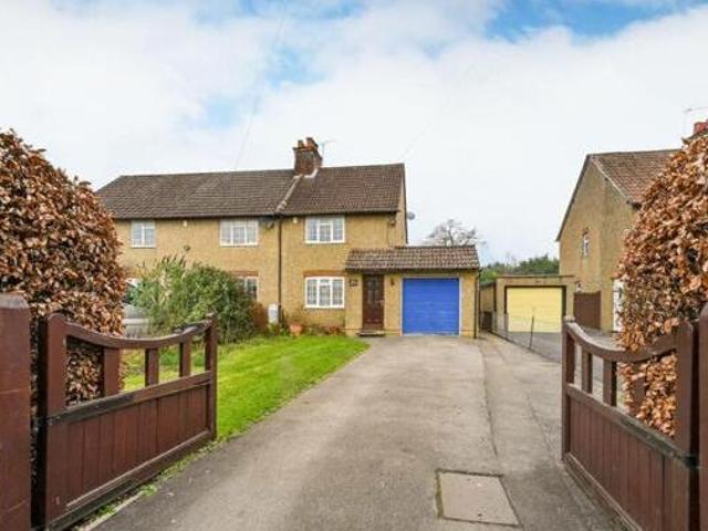 3 Bedroom Semi detached House For Sale In South Buckinghamshire, Slough